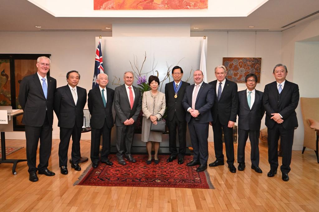 INPEX北村会長にオーストラリア勲章授与 来日中のファレル貿易・観光大臣が祝福